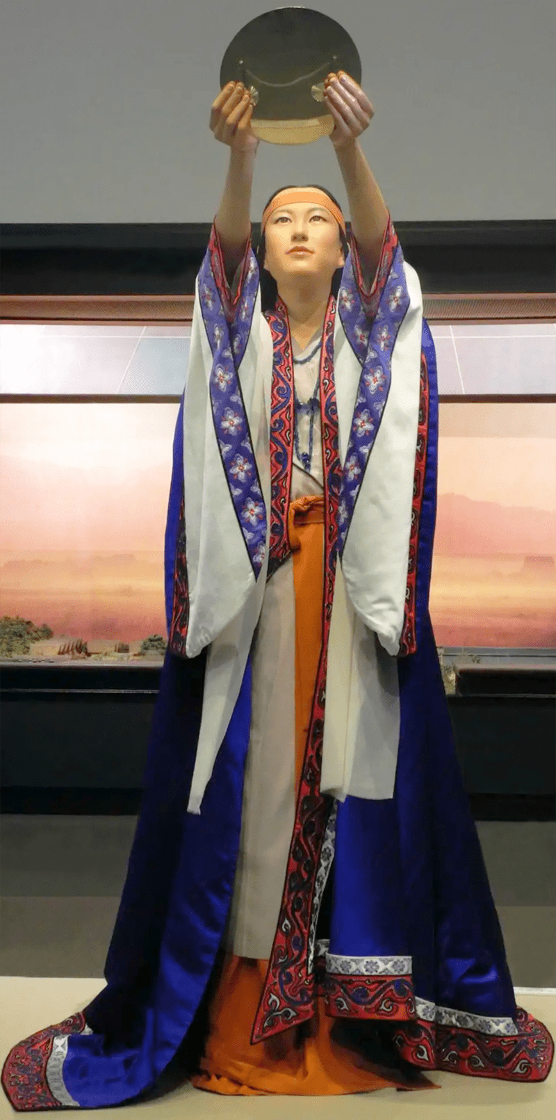 Ratu Himiko, Pemimpin Sakti dari Negeri Yamatai - The Heritage Opera